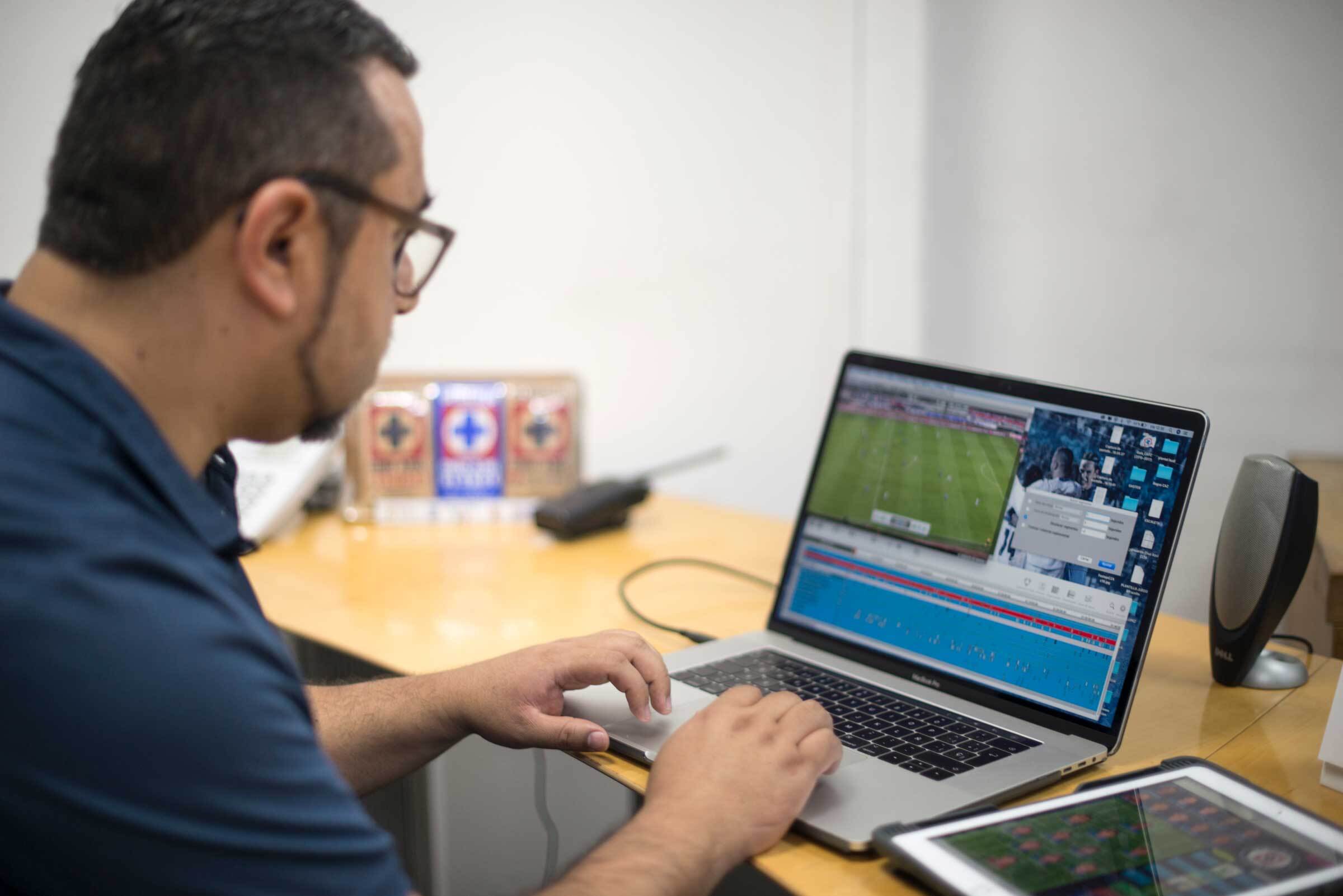 Video Analysis: The Essential Road "The Machine" Has Chosen in Search ...