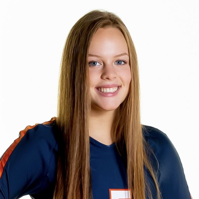 Gabrielle Collins's Instagram, Twitter & Facebook on IDCrawl