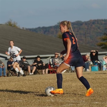 Suzanne Barker - Hudl