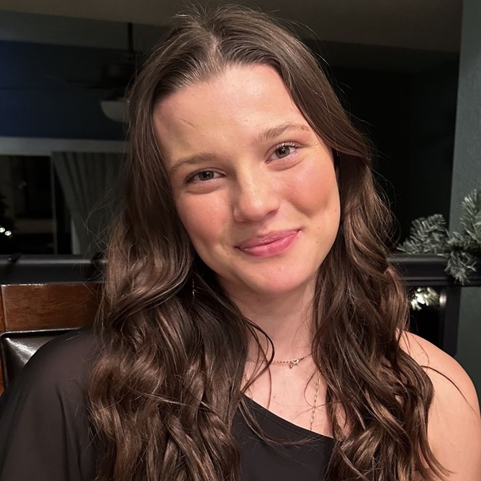 Leah Simpson's Instagram, Twitter & Facebook on IDCrawl