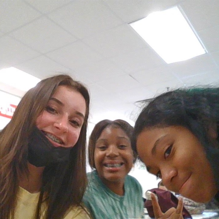 Abby Rowland's Instagram, Twitter & Facebook on IDCrawl