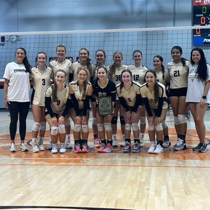 Girls Varsity Volleyball | High School Sports | Home | Hudl