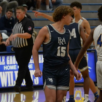 Charlie Holmes - Hudl