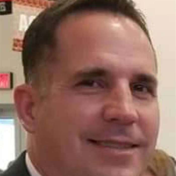 Christopher Maxon's Instagram, Twitter & Facebook on IDCrawl