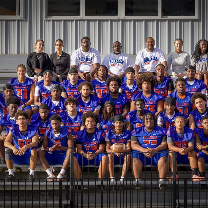 Boys Varsity Football | High School Sports | Home | Hudl