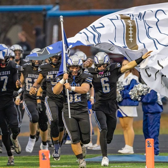 Boys Varsity Football | High School Sports | Home | Hudl