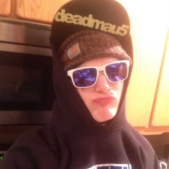 Alexander Bertsch's Instagram, Twitter & Facebook on IDCrawl