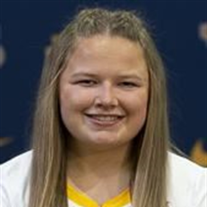 Hallie Clark's Instagram, Twitter & Facebook on IDCrawl