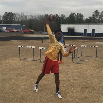 Quindarius Hall - Hudl