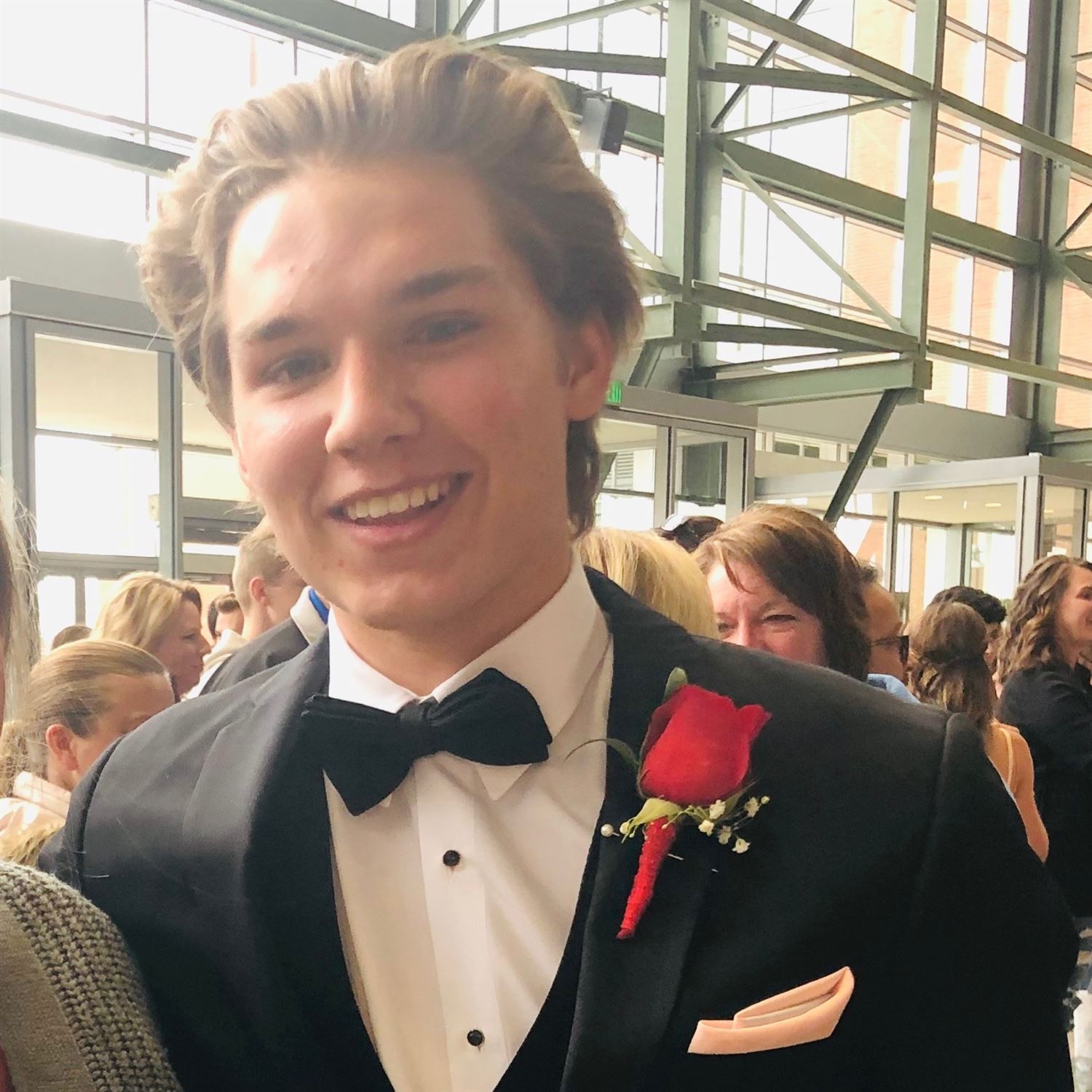 Justin Howe's Instagram, Twitter & Facebook on IDCrawl