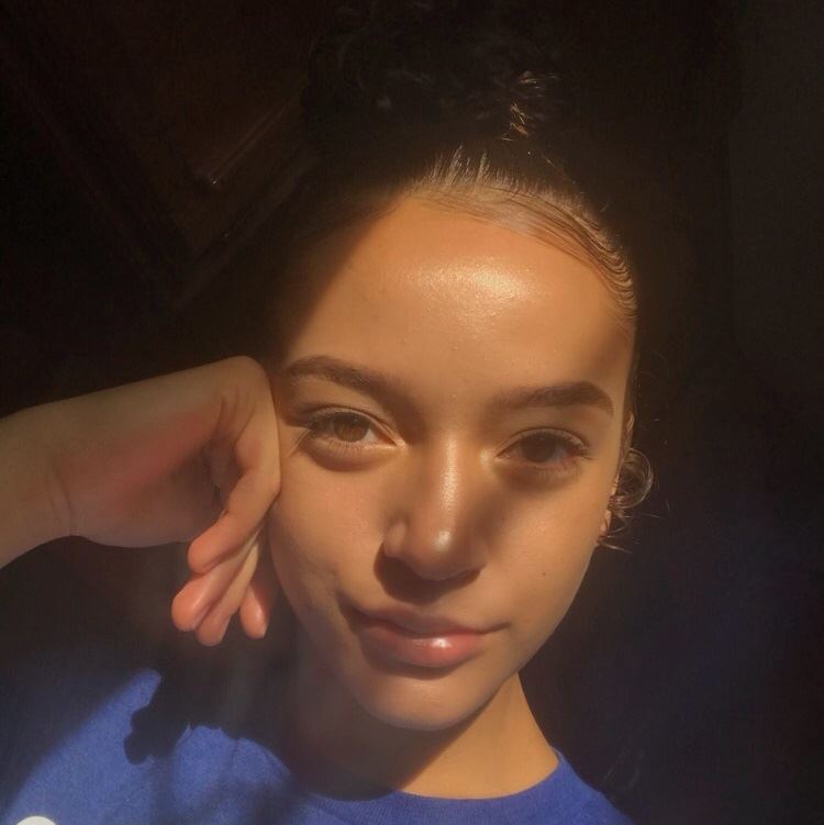 Victoria Simmons's Instagram, Twitter & Facebook on IDCrawl