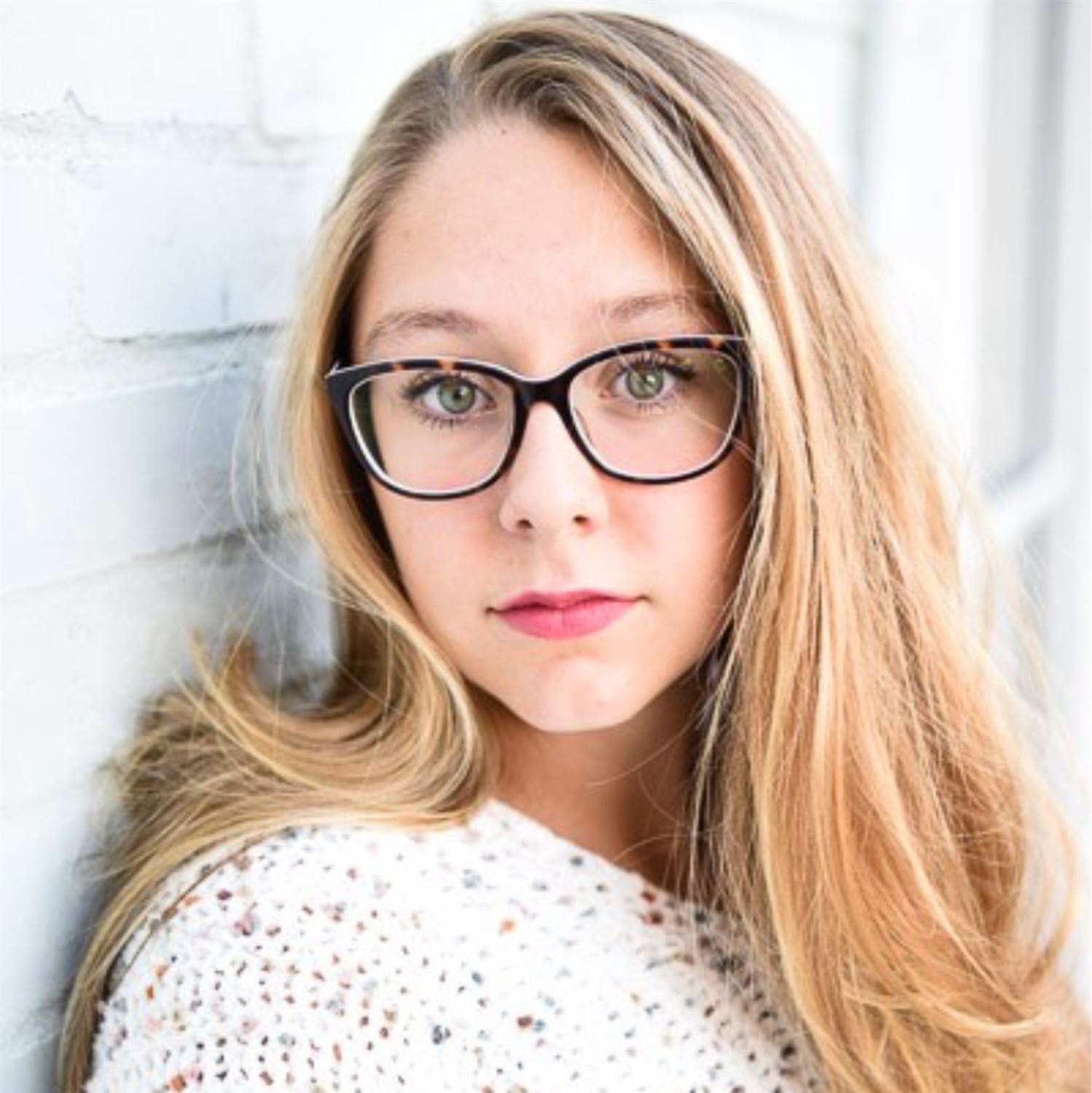 Hannah Abrams's Instagram, Twitter & Facebook on IDCrawl