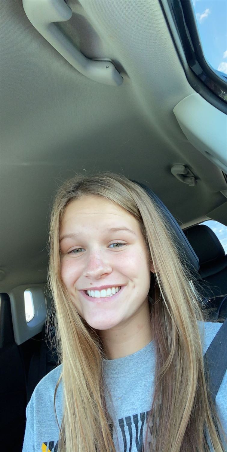 Hailey Gibson's Instagram, Twitter & Facebook on IDCrawl