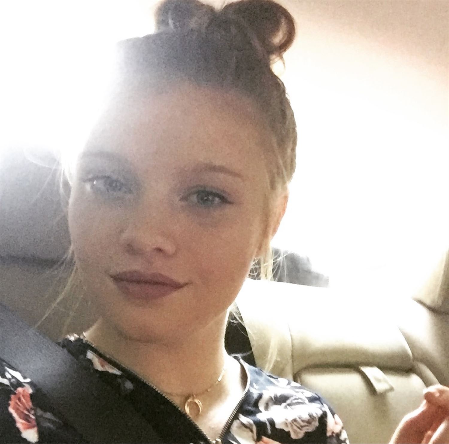 Jessica West's Instagram, Twitter & Facebook on IDCrawl