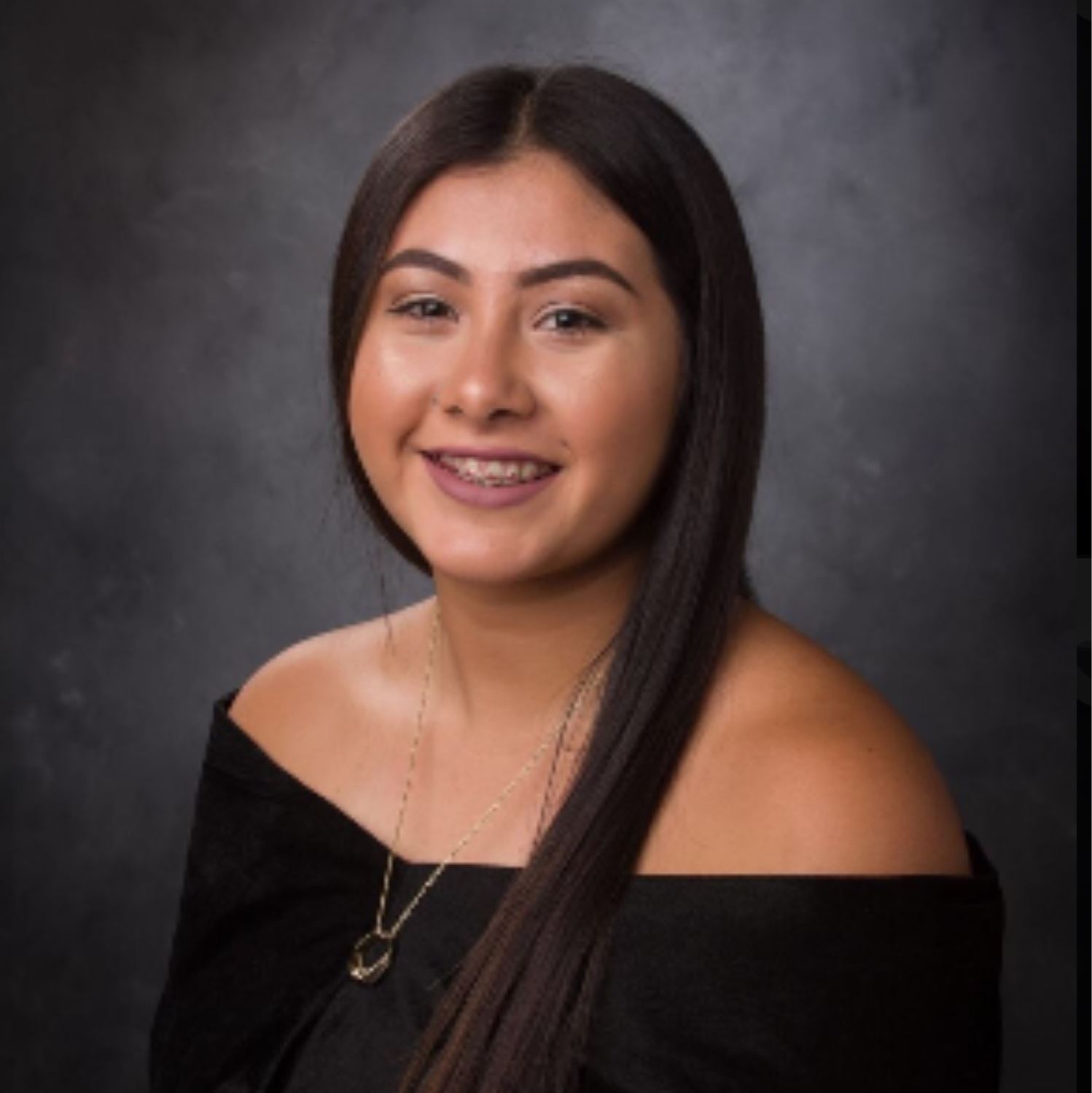 Maggie Santos's Instagram, Twitter & Facebook on IDCrawl