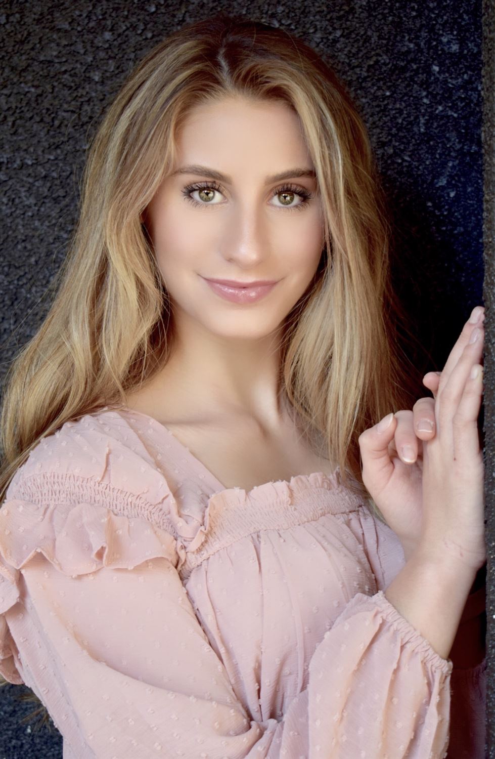 Leah Wheeler's Instagram, Twitter & Facebook on IDCrawl