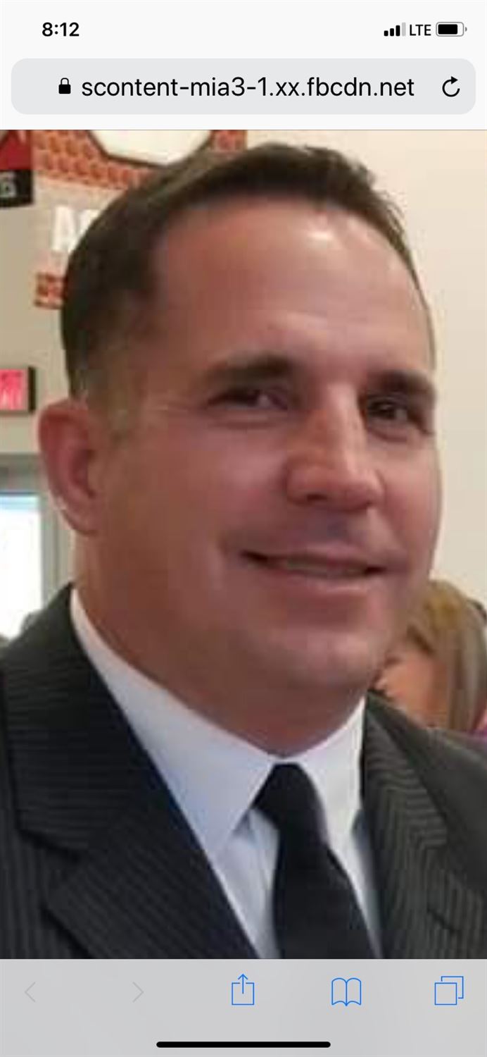 Christopher Maxon's Instagram, Twitter & Facebook on IDCrawl