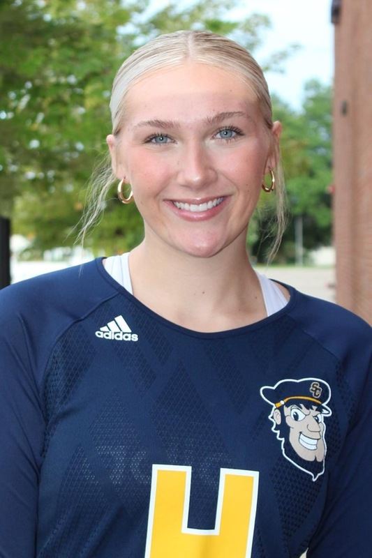 Megan Desantis's Instagram, Twitter & Facebook on IDCrawl