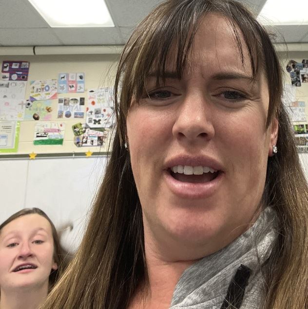 Mara Davis's Instagram, Twitter & Facebook on IDCrawl