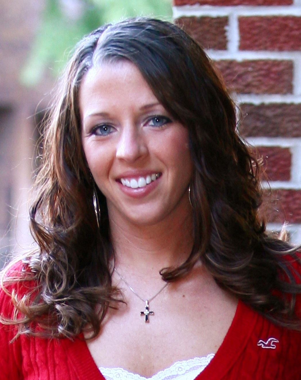 Lindsay Hill's Instagram, Twitter & Facebook on IDCrawl