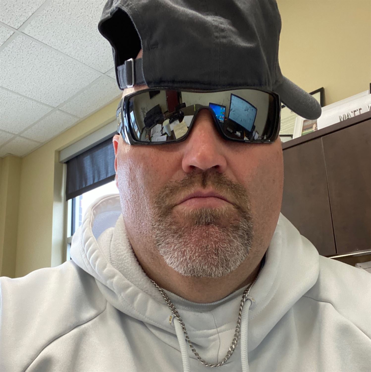 Jonas Bennett's Instagram, Twitter & Facebook on IDCrawl